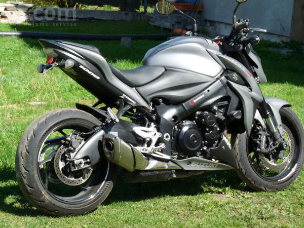 Suzuki GSX-S 1000 2016 in Riga, with an engine capacity of 1.00 L and mileage of 0 thousand km for 6999 €, photo 7 on AUTOMOTO.COM.LV