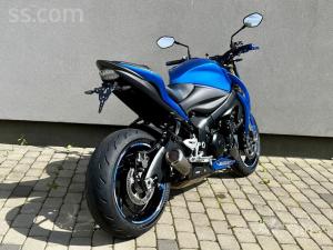 Suzuki GSX-S 1000 2016 in Riga, with an engine capacity of 1.00 L and mileage of 0 thousand km for 6200 €, photo 6 on AUTOMOTO.COM.LV