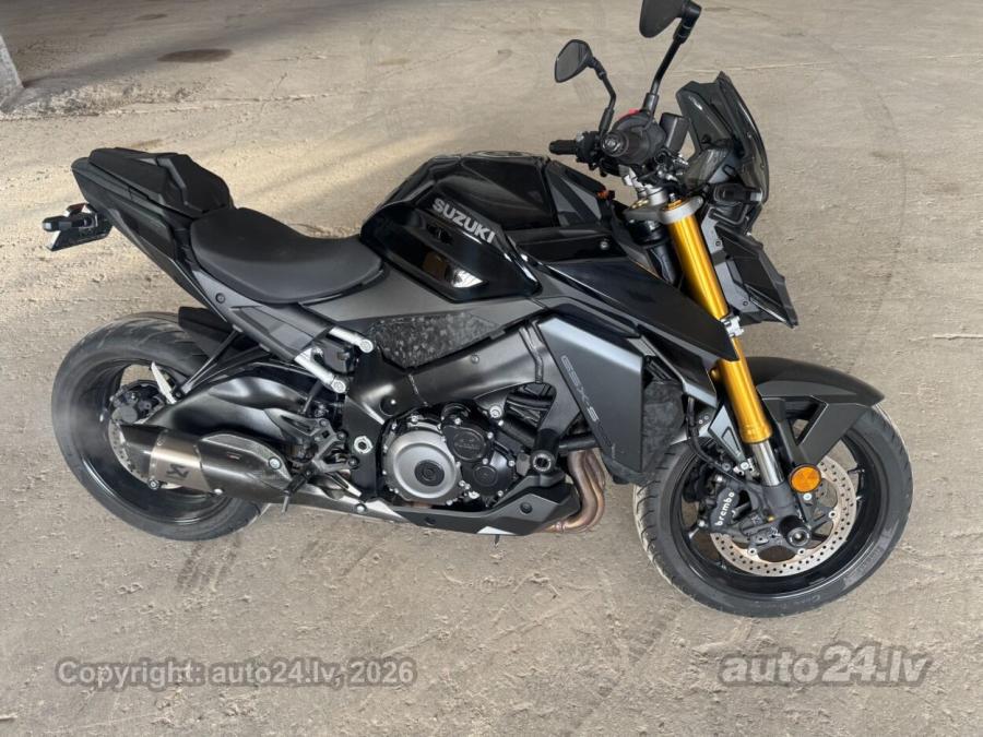 Suzuki GSX-S 1000 2023 Tallina, ar dzinēja tilpumu 1.00 L un nobraukumu 4 tūkst. km par 8750 €, foto 1 vietnē AUTOMOTO.COM.LV