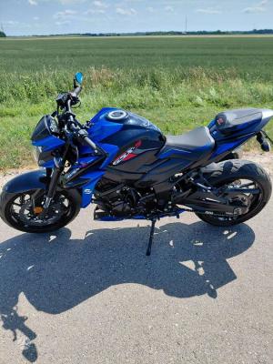 Черный Сузуки GSX-S 2018 в Мариямполе, объемом двигателя 0.75 л и пробегом 14 тыс. км за 5000 €, фото 10 на AUTOMOTO.COM.LV