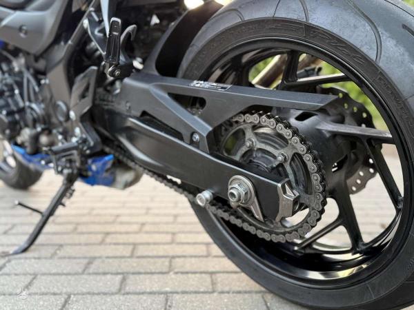 Черный Сузуки GSX-S 2018 в Клайпеда, объемом двигателя 0.75 л и пробегом 28 тыс. км за 5950 €, фото 10 на AUTOMOTO.COM.LV