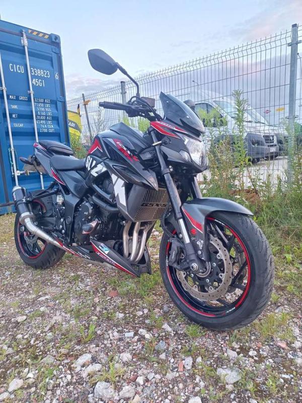 Black Suzuki GSX-S 2019 in Kaunas, with an engine capacity of 0.75 L and mileage of 60 thousand km for 4350 €, photo 5 on AUTOMOTO.COM.LV