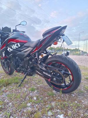Black Suzuki GSX-S 2019 in Kaunas, with an engine capacity of 0.75 L and mileage of 60 thousand km for 4350 €, photo 11 on AUTOMOTO.COM.LV