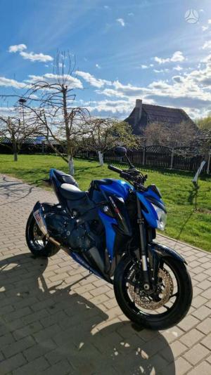 Черный Сузуки GSX-S 2019 в Вилкавишкис, объемом двигателя 1.00 л и пробегом 23 тыс. км за 6200 €, фото  на AUTOMOTO.COM.LV