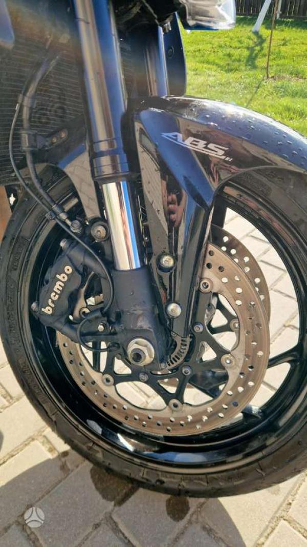 Melns Suzuki GSX-S 2019 Vilkaviškis, ar dzinēja tilpumu 1.00 L un nobraukumu 23 tūkst. km par 6200 €, foto 6 vietnē AUTOMOTO.COM.LV