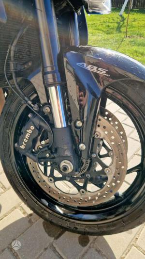Melns Suzuki GSX-S 2019 Vilkaviškis, ar dzinēja tilpumu 1.00 L un nobraukumu 23 tūkst. km par 6200 €, foto 7 vietnē AUTOMOTO.COM.LV
