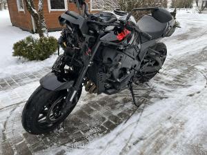 Melns Suzuki GSX-S 2020 Širvintos, ar dzinēja tilpumu 1.00 L un nobraukumu 15 tūkst. km par 4250 €, foto 8 vietnē AUTOMOTO.COM.LV