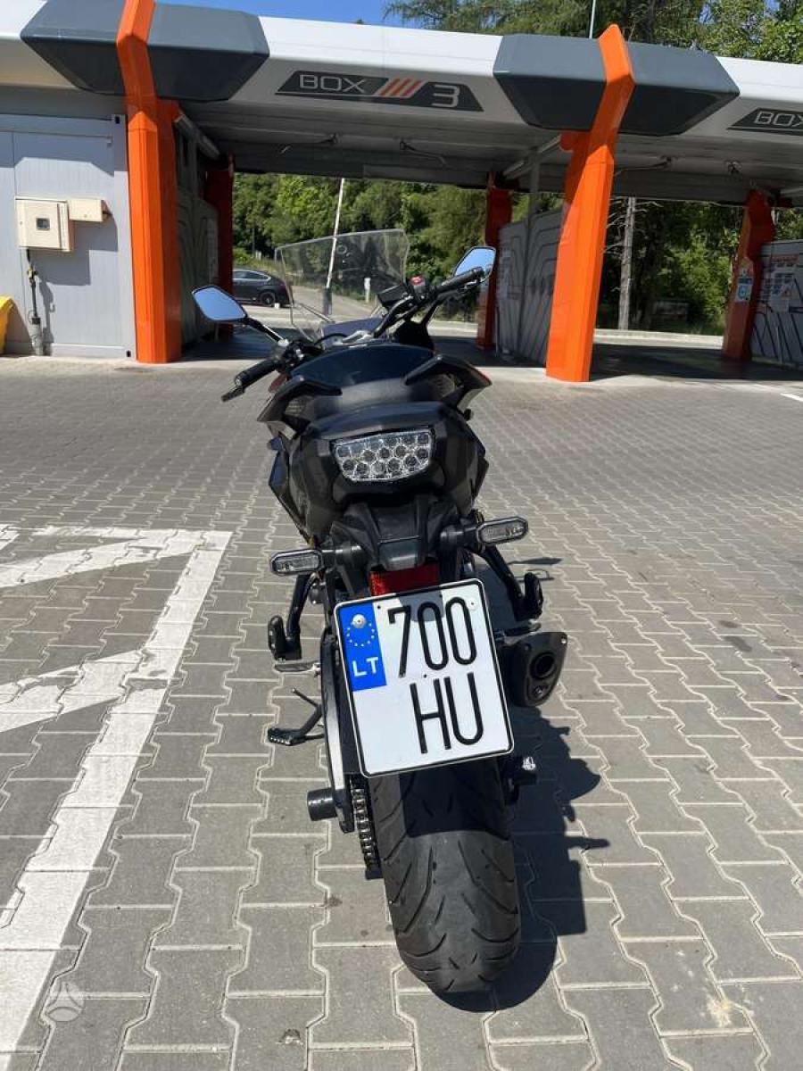 Black Suzuki GSX-S 2022 in Vilnius, with an engine capacity of 1.00 L and mileage of 19 thousand km for 9499 €, photo 10 on AUTOMOTO.COM.LV