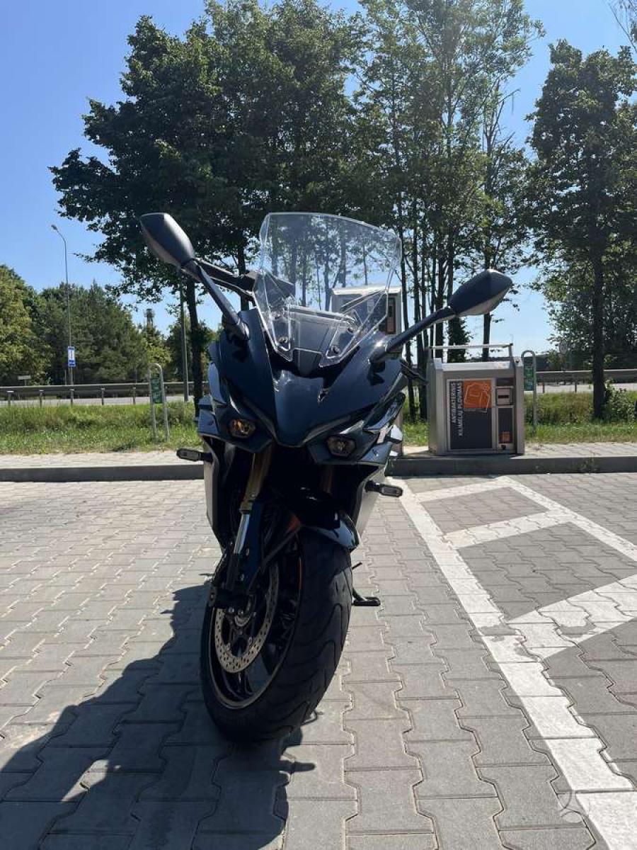 Black Suzuki GSX-S 2022 in Vilnius, with an engine capacity of 1.00 L and mileage of 19 thousand km for 9499 €, photo 12 on AUTOMOTO.COM.LV