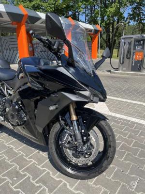 Black Suzuki GSX-S 2022 in Vilnius, with an engine capacity of 1.00 L and mileage of 19 thousand km for 9499 €, photo 18 on AUTOMOTO.COM.LV