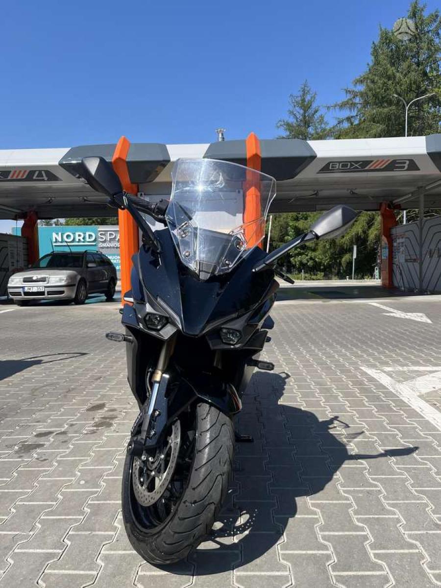 Black Suzuki GSX-S 2022 in Vilnius, with an engine capacity of 1.00 L and mileage of 19 thousand km for 9499 €, photo 20 on AUTOMOTO.COM.LV