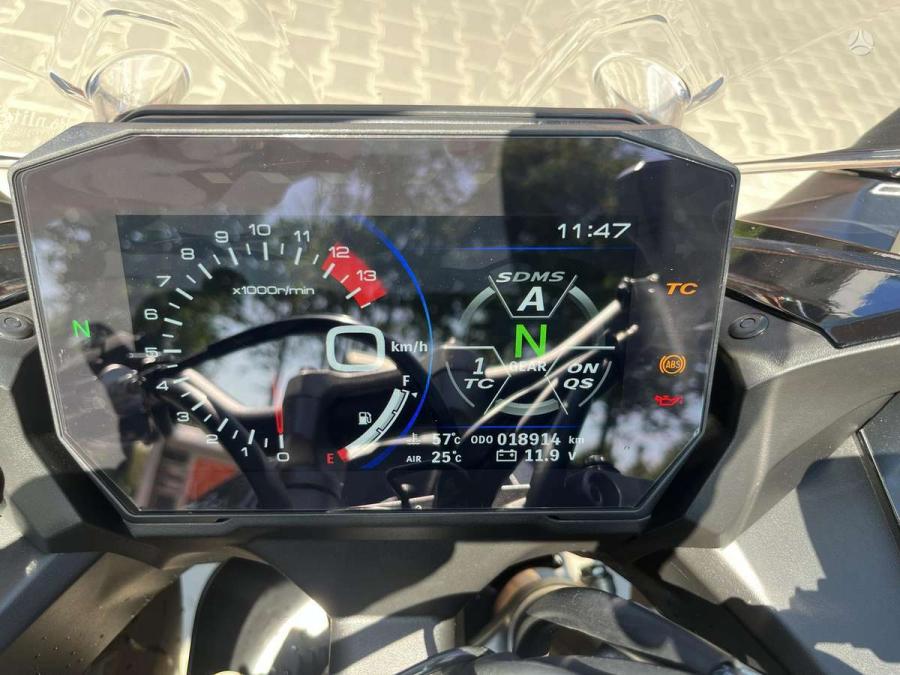 Black Suzuki GSX-S 2022 in Vilnius, with an engine capacity of 1.00 L and mileage of 19 thousand km for 9499 €, photo 23 on AUTOMOTO.COM.LV