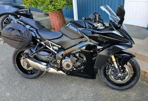 Black Suzuki GSX-S 2022 in Jurbarkas, with an engine capacity of 1.00 L and mileage of 3 thousand km for 11700 €, photo 5 on AUTOMOTO.COM.LV