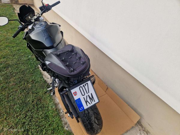 Черный Сузуки GSX-S 2022 в Кедайняй, объемом двигателя 1.00 л и пробегом 11 тыс. км за 7250 €, фото 9 на AUTOMOTO.COM.LV