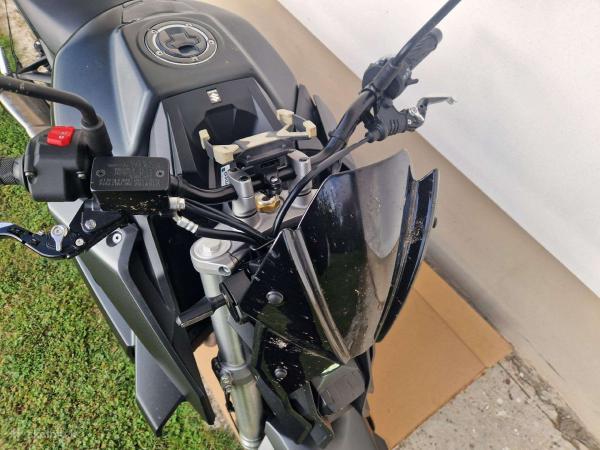 Черный Сузуки GSX-S 2022 в Кедайняй, объемом двигателя 1.00 л и пробегом 11 тыс. км за 7250 €, фото 11 на AUTOMOTO.COM.LV