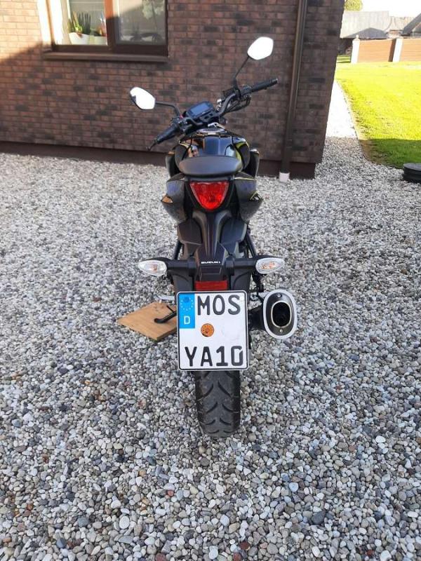 Black Suzuki GSX-S 2023 in Prienai, with an engine capacity of 0.13 L and mileage of 2 thousand km for 3850 €, photo 3 on AUTOMOTO.COM.LV