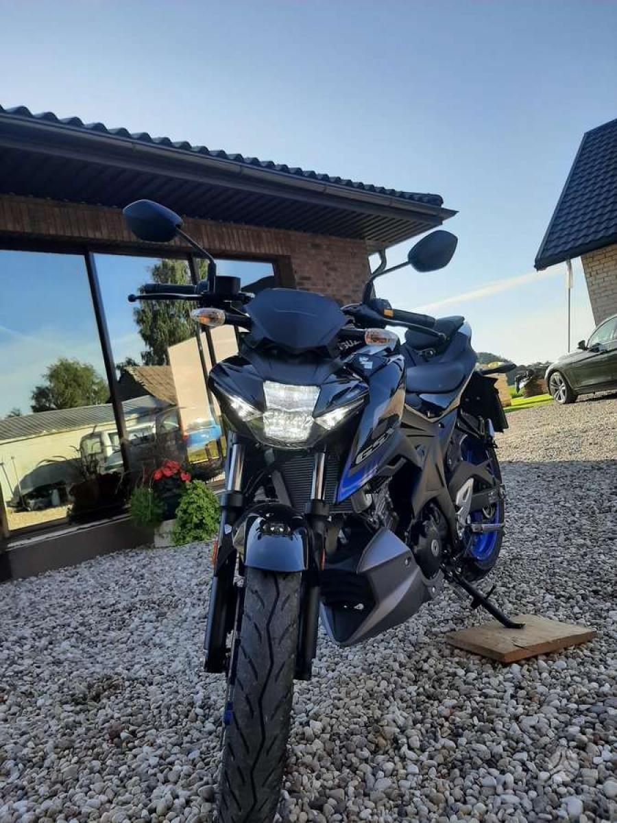 Черный Сузуки GSX-S 2023 в Пренай, объемом двигателя 0.13 л и пробегом 2 тыс. км за 3850 €, фото 9 на AUTOMOTO.COM.LV