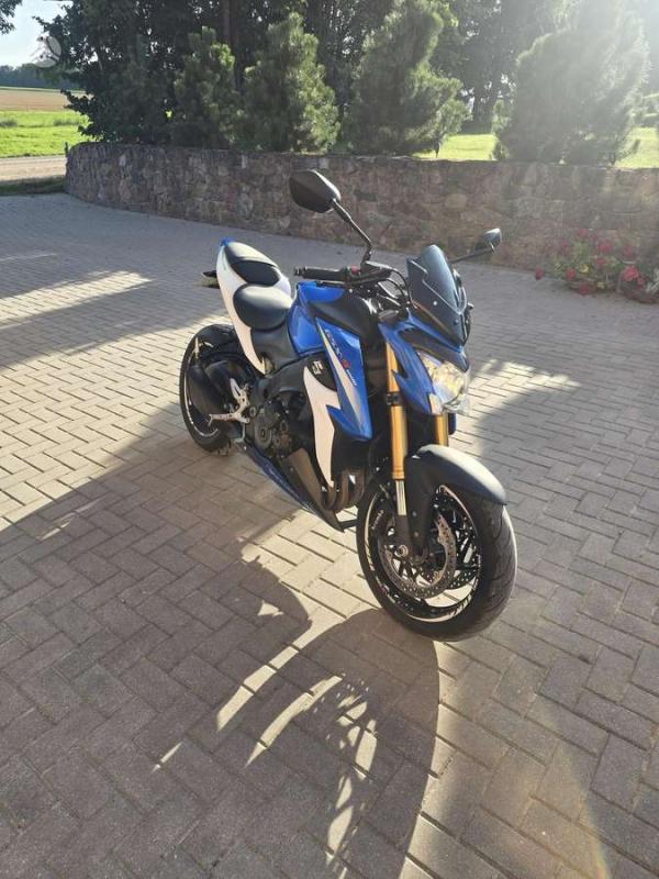 Blue Suzuki GSX-S 2015 in Skuodas, with an engine capacity of 1.00 L and mileage of 32 thousand km for 6000 €, photo 1 on AUTOMOTO.COM.LV