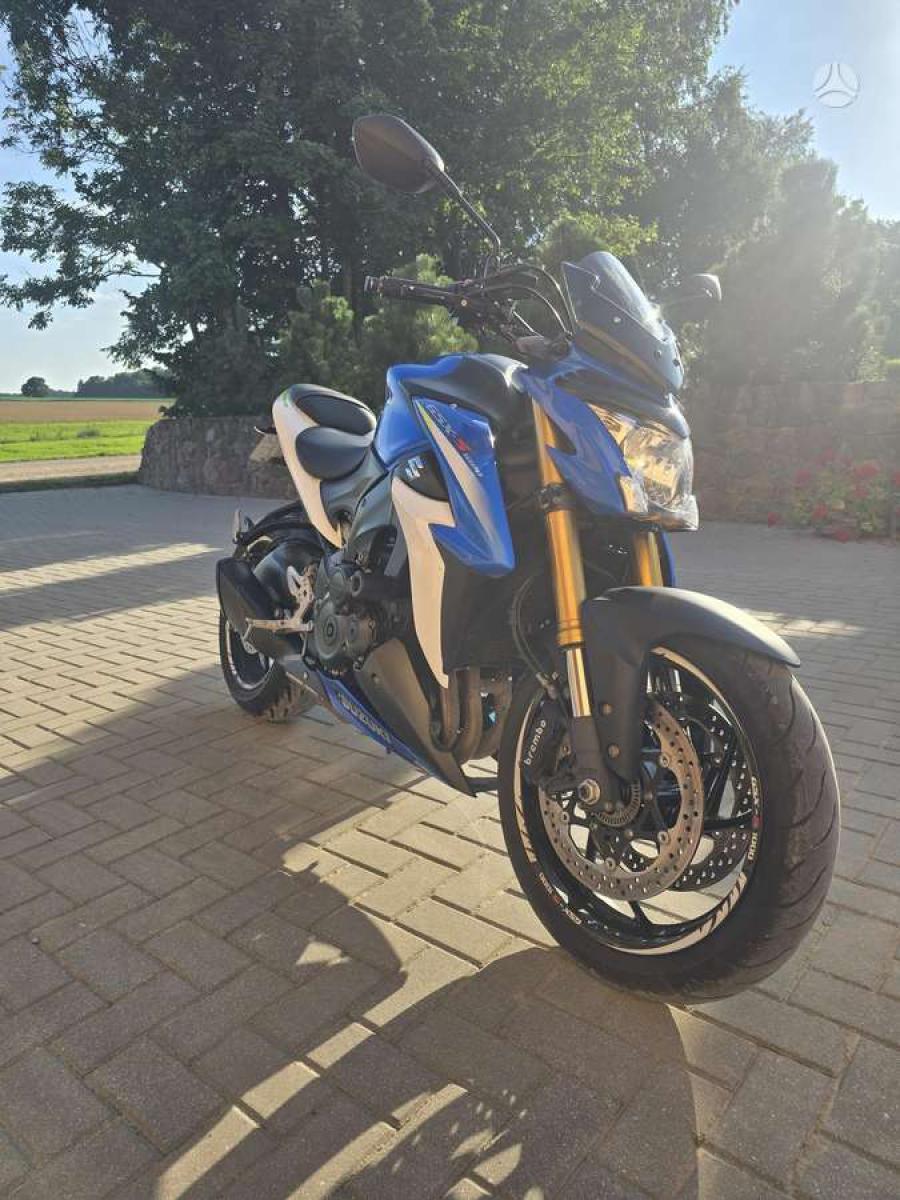 Blue Suzuki GSX-S 2015 in Skuodas, with an engine capacity of 1.00 L and mileage of 32 thousand km for 6000 €, photo 8 on AUTOMOTO.COM.LV