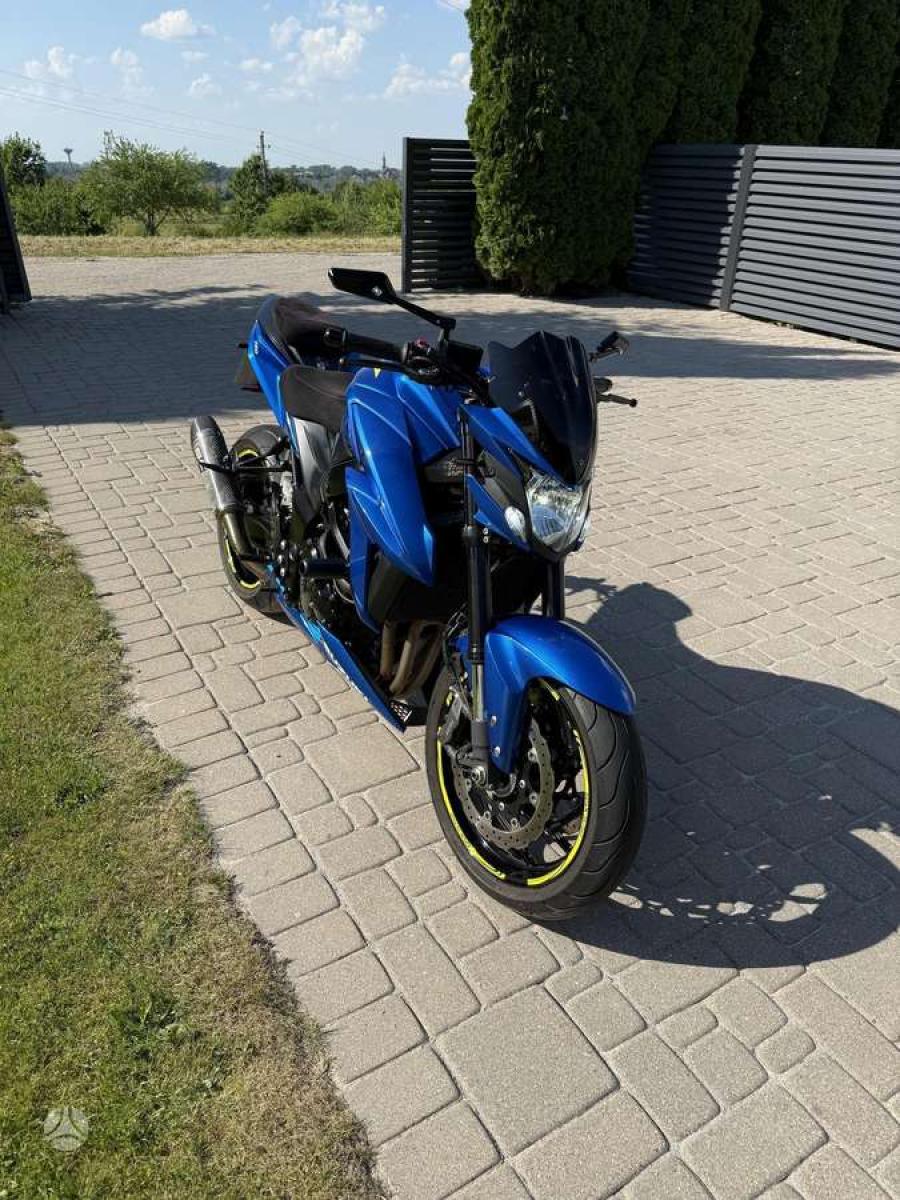 Синий Сузуки GSX-S 2020 в Кайшядорис, объемом двигателя 0.75 л и пробегом 30 тыс. км за 6500 €, фото 3 на AUTOMOTO.COM.LV