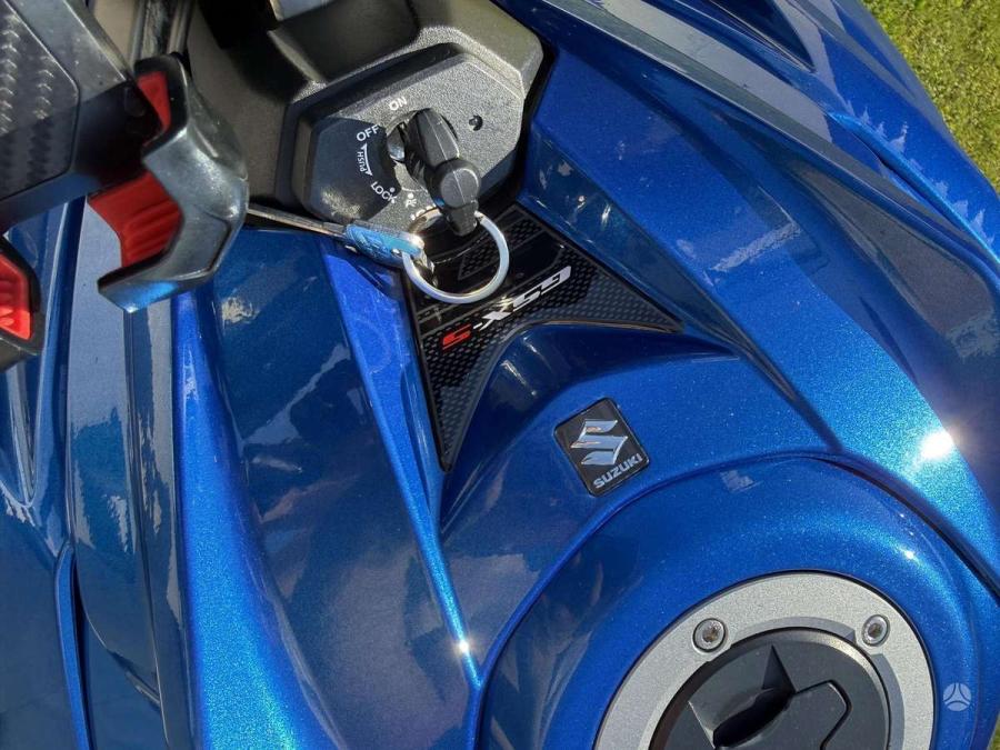 Синий Сузуки GSX-S 2020 в Кайшядорис, объемом двигателя 0.75 л и пробегом 30 тыс. км за 6500 €, фото 13 на AUTOMOTO.COM.LV