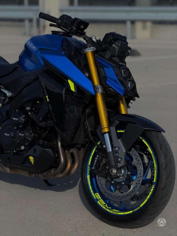 Синий Сузуки GSX-S 2021 в Вильнюс, объемом двигателя 1.00 л и пробегом 10 тыс. км за 7750 €, фото 3 на AUTOMOTO.COM.LV