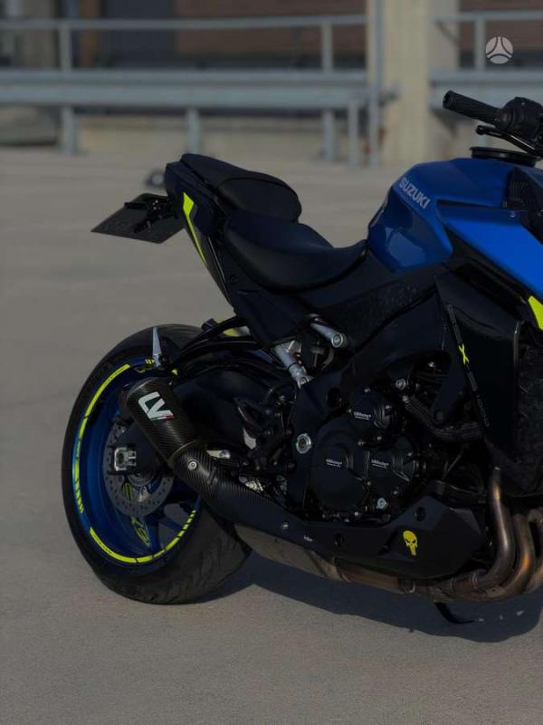 Синий Сузуки GSX-S 2021 в Вильнюс, объемом двигателя 1.00 л и пробегом 10 тыс. км за 7750 €, фото 4 на AUTOMOTO.COM.LV