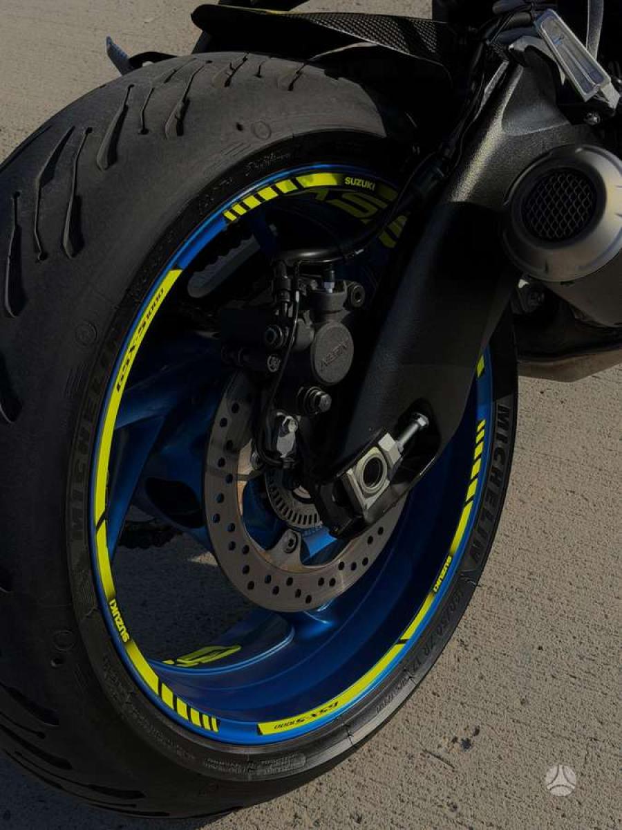 Синий Сузуки GSX-S 2021 в Вильнюс, объемом двигателя 1.00 л и пробегом 10 тыс. км за 7750 €, фото 30 на AUTOMOTO.COM.LV