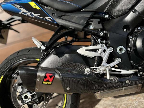 Zils Suzuki GSX-S 2025 Telšiai, ar dzinēja tilpumu 1.00 L un nobraukumu 5 tūkst. km par 7900 €, foto 6 vietnē AUTOMOTO.COM.LV