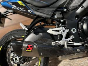 Zils Suzuki GSX-S 2025 Telšiai, ar dzinēja tilpumu 1.00 L un nobraukumu 5 tūkst. km par 7900 €, foto 7 vietnē AUTOMOTO.COM.LV