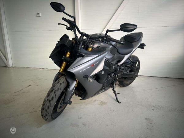 Grey Suzuki GSX-S 2018 in Radviliskis, with an engine capacity of 1.00 L and mileage of 7 thousand km for 3450 €, photo 1 on AUTOMOTO.COM.LV