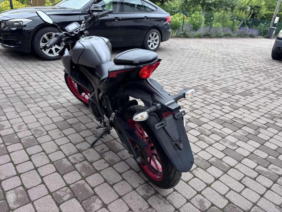 Pelēks Suzuki GSX-S 2020 Gargždai, ar dzinēja tilpumu 0.13 L un nobraukumu 18 tūkst. km par 2599 €, foto 5 vietnē AUTOMOTO.COM.LV