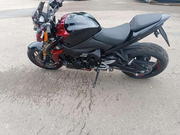 Suzuki GSX-S 2015 Jonava, ar dzinēja tilpumu 1.00 L un nobraukumu 21 tūkst. km par 6800 €, foto 3 vietnē AUTOMOTO.COM.LV
