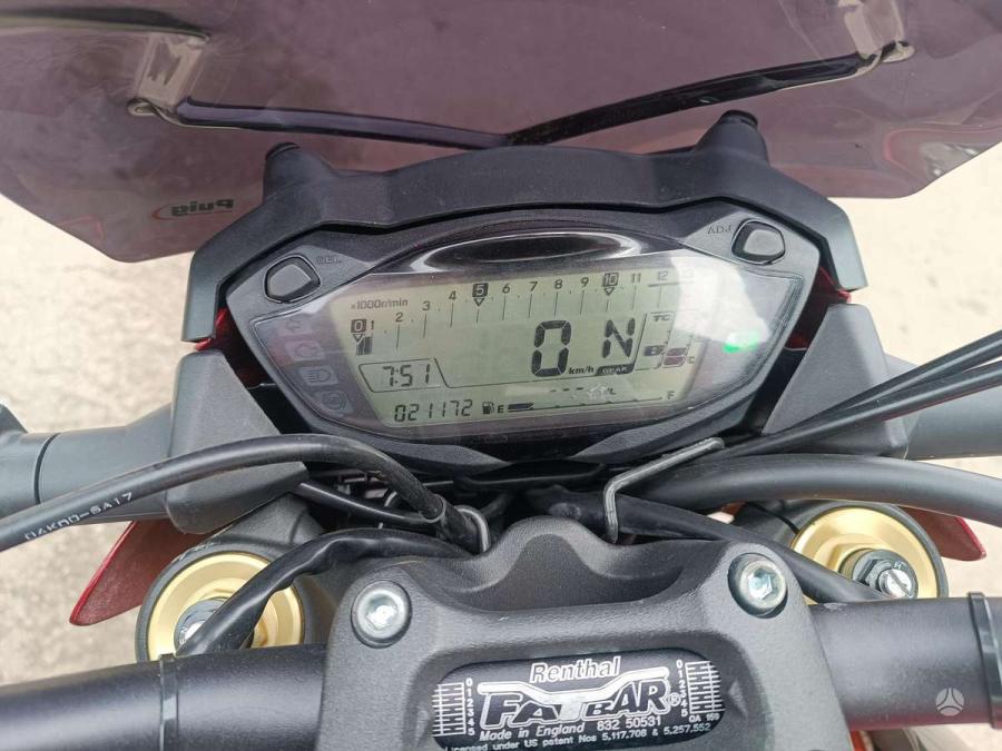 Сузуки GSX-S 2015 в Ионава, объемом двигателя 1.00 л и пробегом 21 тыс. км за 6800 €, фото 6 на AUTOMOTO.COM.LV