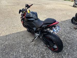 Suzuki GSX-S 2015 in Kelme, with an engine capacity of 1.00 L and mileage of 0 thousand km for 2730 €, photo 5 on AUTOMOTO.COM.LV