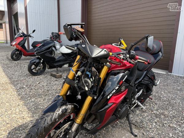 Suzuki GSX-S 2015 in Kelme, with an engine capacity of 1.00 L and mileage of 0 thousand km for 2730 €, photo 7 on AUTOMOTO.COM.LV