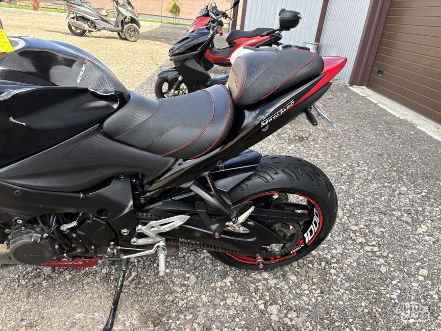 Suzuki GSX-S 2015 in Kelme, with an engine capacity of 1.00 L and mileage of 0 thousand km for 2730 €, photo 11 on AUTOMOTO.COM.LV