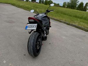 Сузуки GSX-S 2016 в Шяуляй, объемом двигателя 1.00 л и пробегом 32 тыс. км за 6800 €, фото 6 на AUTOMOTO.COM.LV