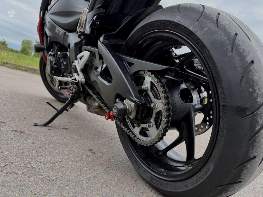 Сузуки GSX-S 2016 в Шяуляй, объемом двигателя 1.00 л и пробегом 32 тыс. км за 6800 €, фото 8 на AUTOMOTO.COM.LV