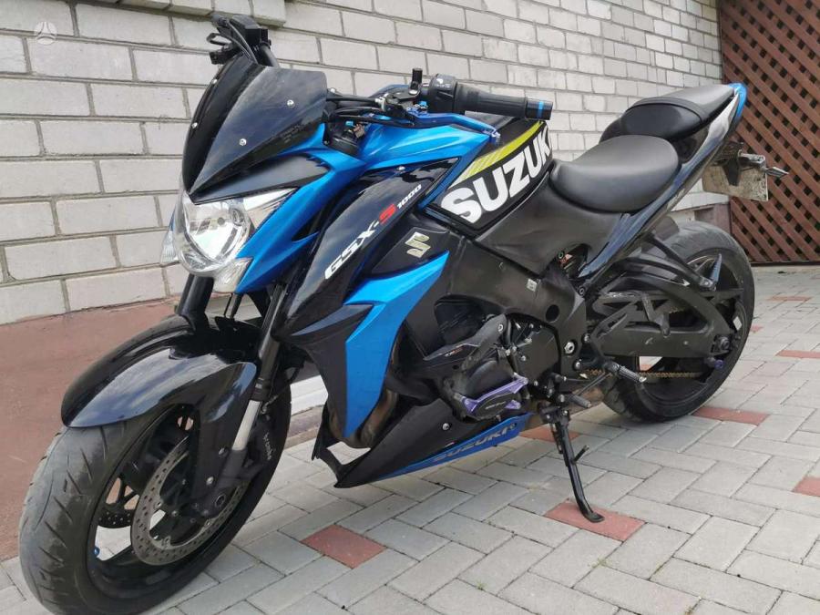 Suzuki GSX-S 2019 in Taurage, with an engine capacity of 1.00 L and mileage of 28 thousand km for 4550 €, photo 4 on AUTOMOTO.COM.LV