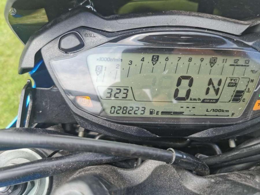 Suzuki GSX-S 2019 in Taurage, with an engine capacity of 1.00 L and mileage of 28 thousand km for 4550 €, photo 5 on AUTOMOTO.COM.LV