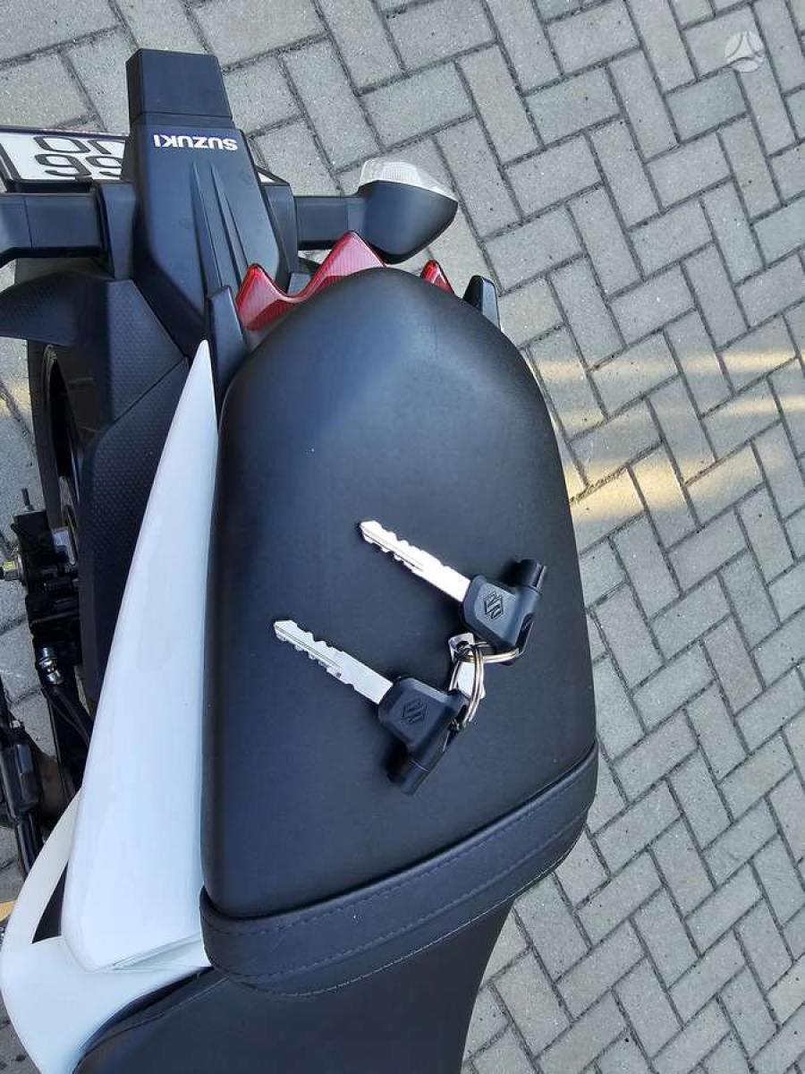 Сузуки GSX-S 2020 в Игналина, объемом двигателя 0.13 л и пробегом 8 тыс. км за 3250 €, фото 8 на AUTOMOTO.COM.LV