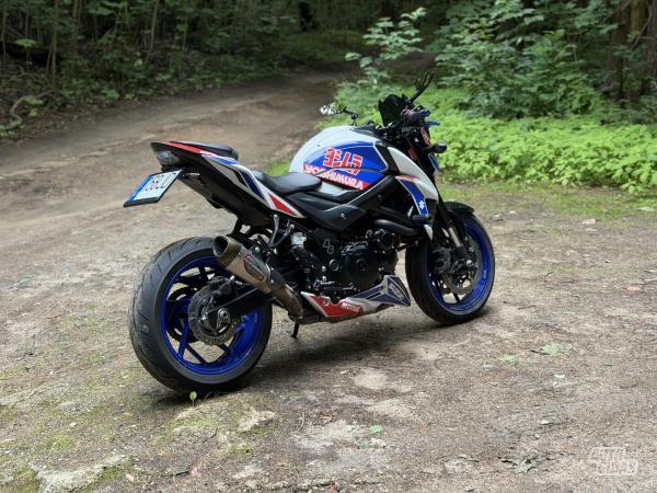 Suzuki GSX-S 2020 Viļņa, ar dzinēja tilpumu 0.75 L un nobraukumu 16 tūkst. km par 6300 €, foto 4 vietnē AUTOMOTO.COM.LV