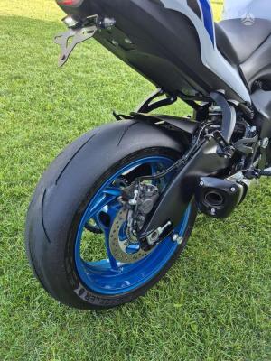 Suzuki GSX-S 2020 in Kursenai, with an engine capacity of 1.00 L and mileage of 7 thousand km for 6666 €, photo 12 on AUTOMOTO.COM.LV