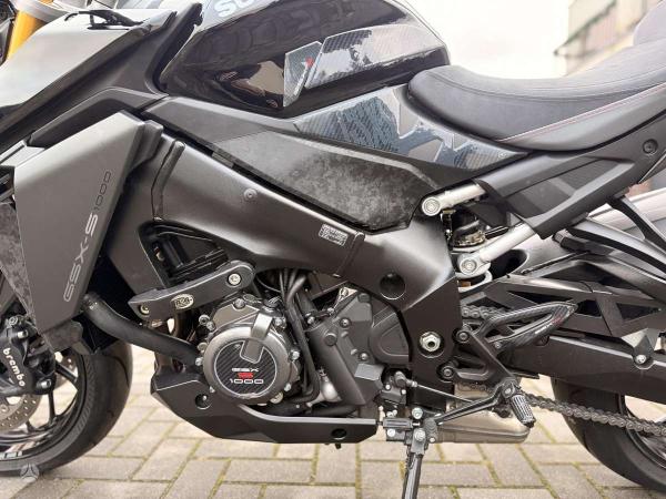 Suzuki GSX-S 2021 in Vilnius, with an engine capacity of 1.00 L and mileage of 26 thousand km for 7950 €, photo 9 on AUTOMOTO.COM.LV