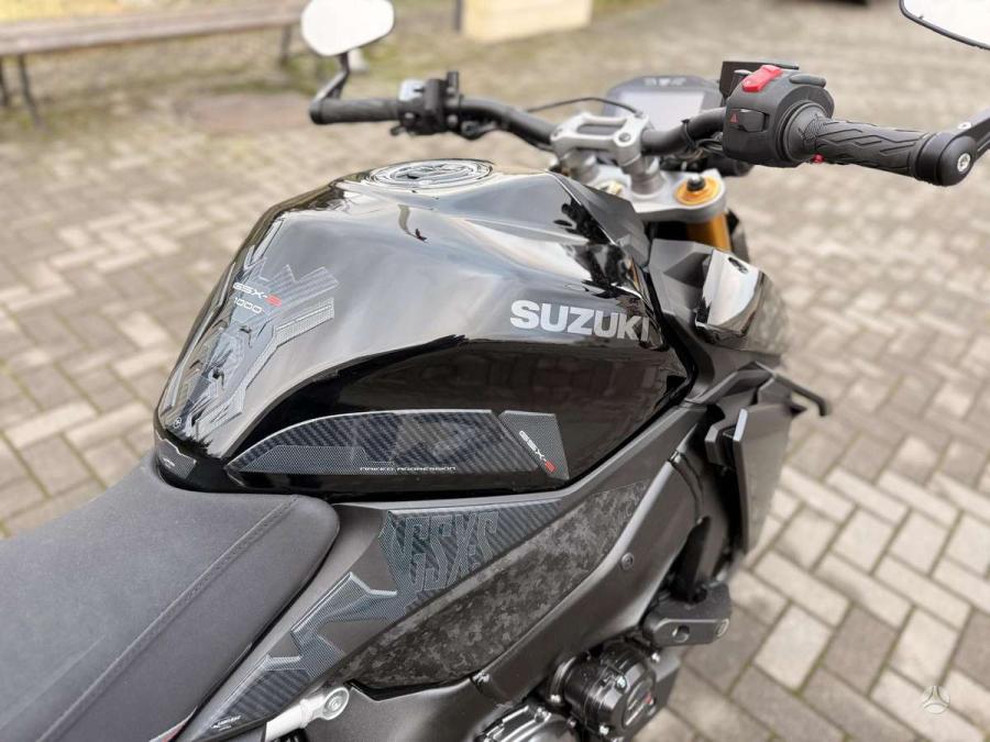 Suzuki GSX-S 2021 in Vilnius, with an engine capacity of 1.00 L and mileage of 26 thousand km for 7950 €, photo 13 on AUTOMOTO.COM.LV