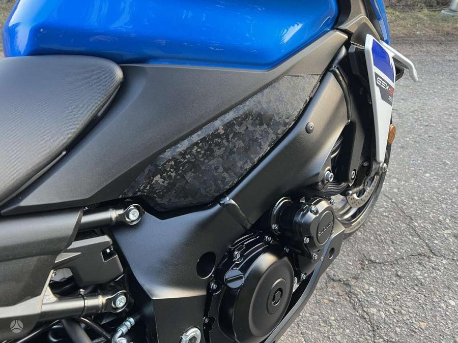 Suzuki GSX-S 2025 Prienai, ar dzinēja tilpumu 1.00 L un nobraukumu 2 tūkst. km par 6550 €, foto 13 vietnē AUTOMOTO.COM.LV