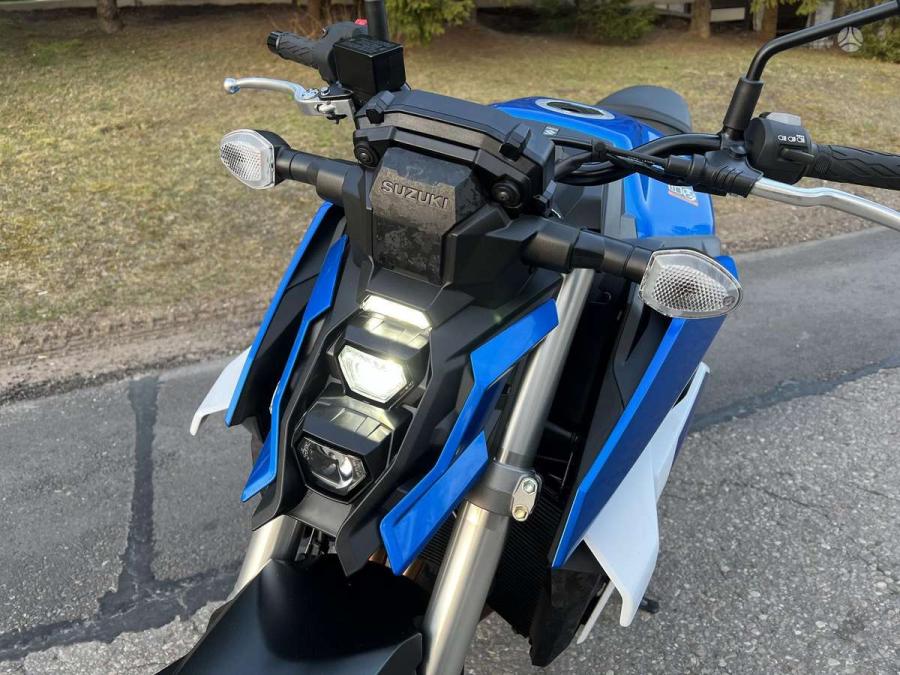 Suzuki GSX-S 2025 Prienai, ar dzinēja tilpumu 1.00 L un nobraukumu 2 tūkst. km par 6550 €, foto 19 vietnē AUTOMOTO.COM.LV