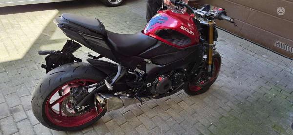 Red Suzuki GSX-S 2026 in Vilnius, with an engine capacity of 1.00 L and mileage of 1 thousand km for 3999 €, photo 1 on AUTOMOTO.COM.LV