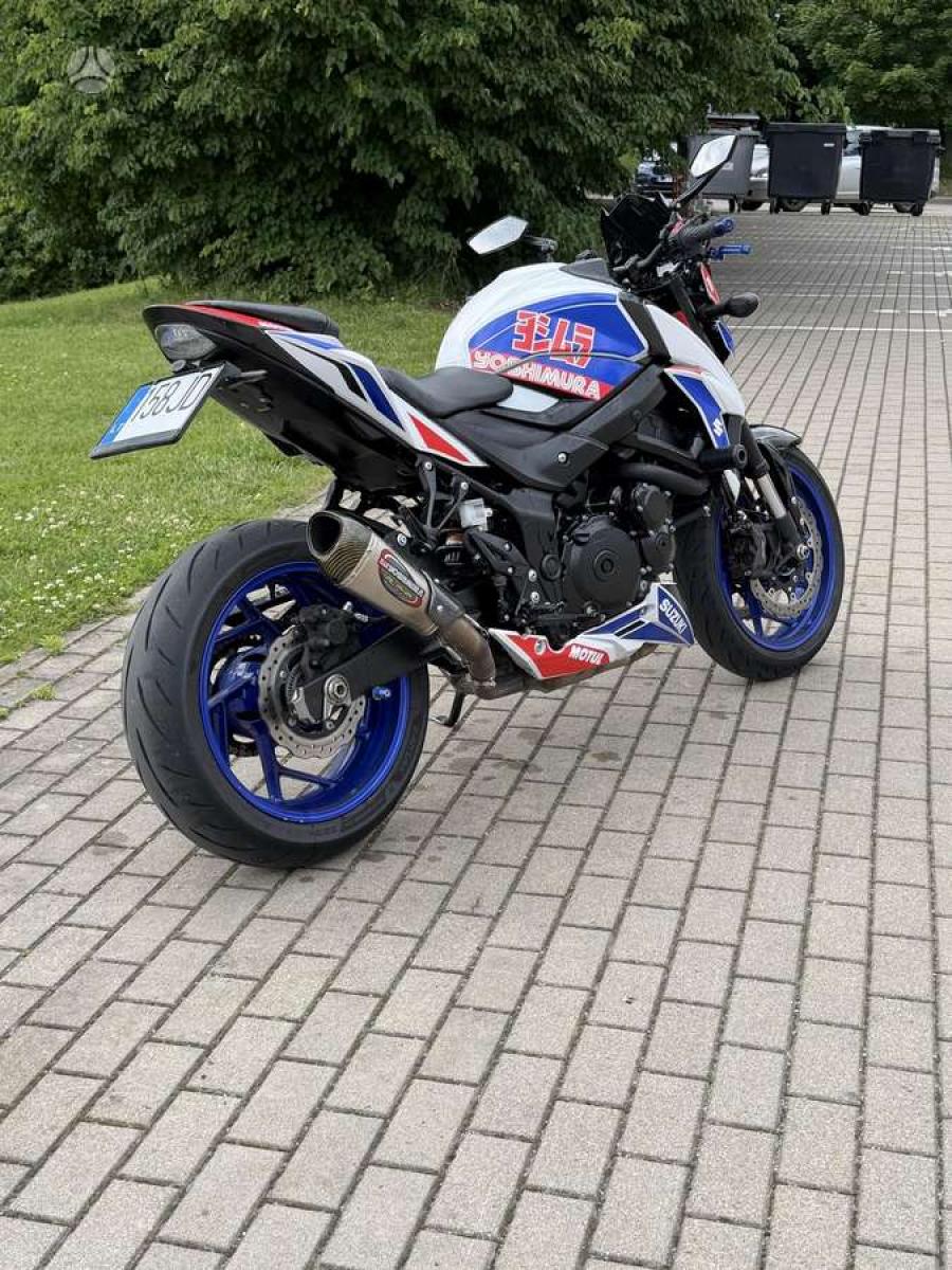 Balts Suzuki GSX-S 2020 Viļņa, ar dzinēja tilpumu 0.75 L un nobraukumu 16 tūkst. km par 6800 €, foto 4 vietnē AUTOMOTO.COM.LV